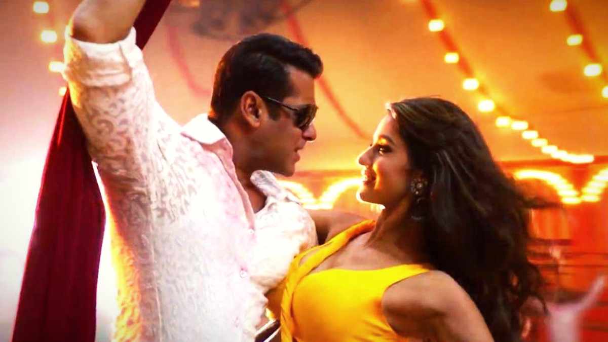 Slow Motion Song Lyrics In Roman Hindi Slow Motion Song Lyrics In Roman Hindi